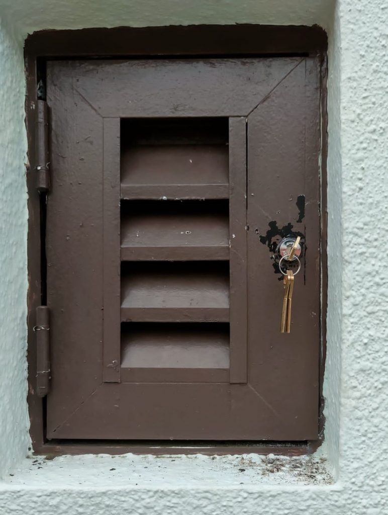 Electric Box Door Lock Replacement - Affordable Door Repair